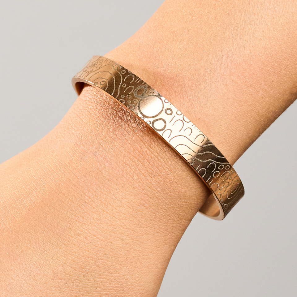 Rose Gold Walking On Country Bangle – Windyigarn Art